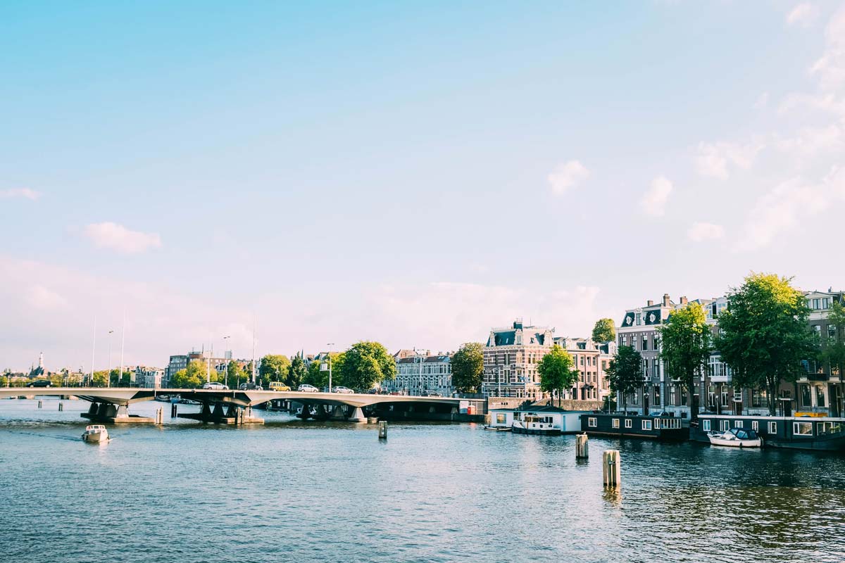 Work with the Municipality of Amsterdam to solve sustainability ...